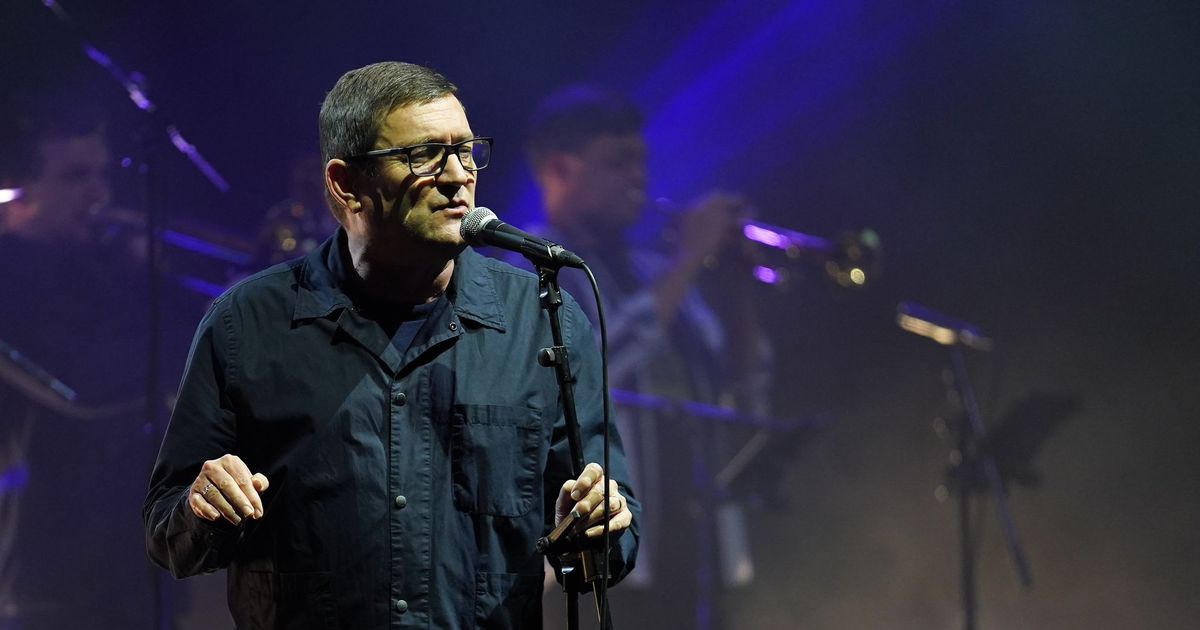 LIVE: Paul Heaton (+ Billy Bragg), O2 Arena London – Picky Bastards